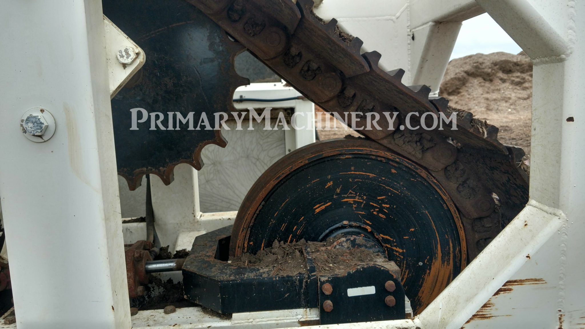 #2795MO- 2003 Scarab 16 Compost Turner | Primary Machinery